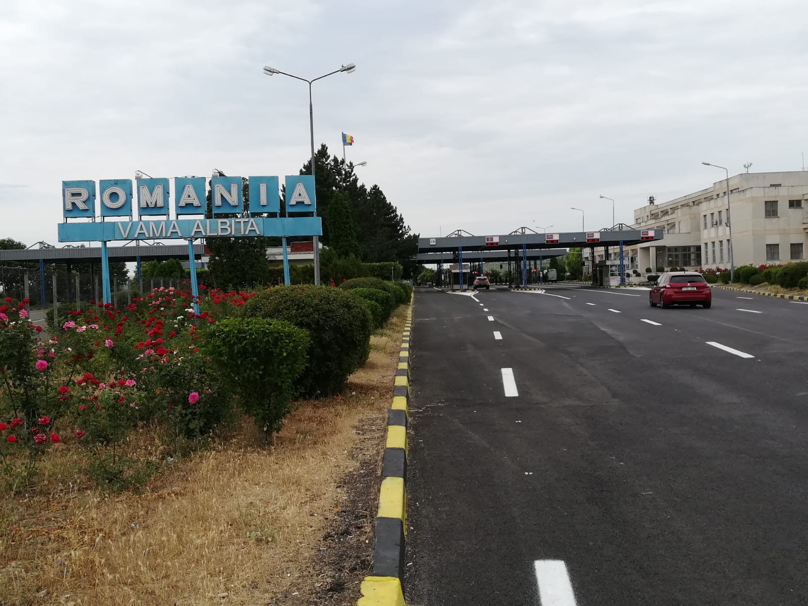 Vama Albița, cel mai tranzitat punct de frontieră în minivanța trecută ...