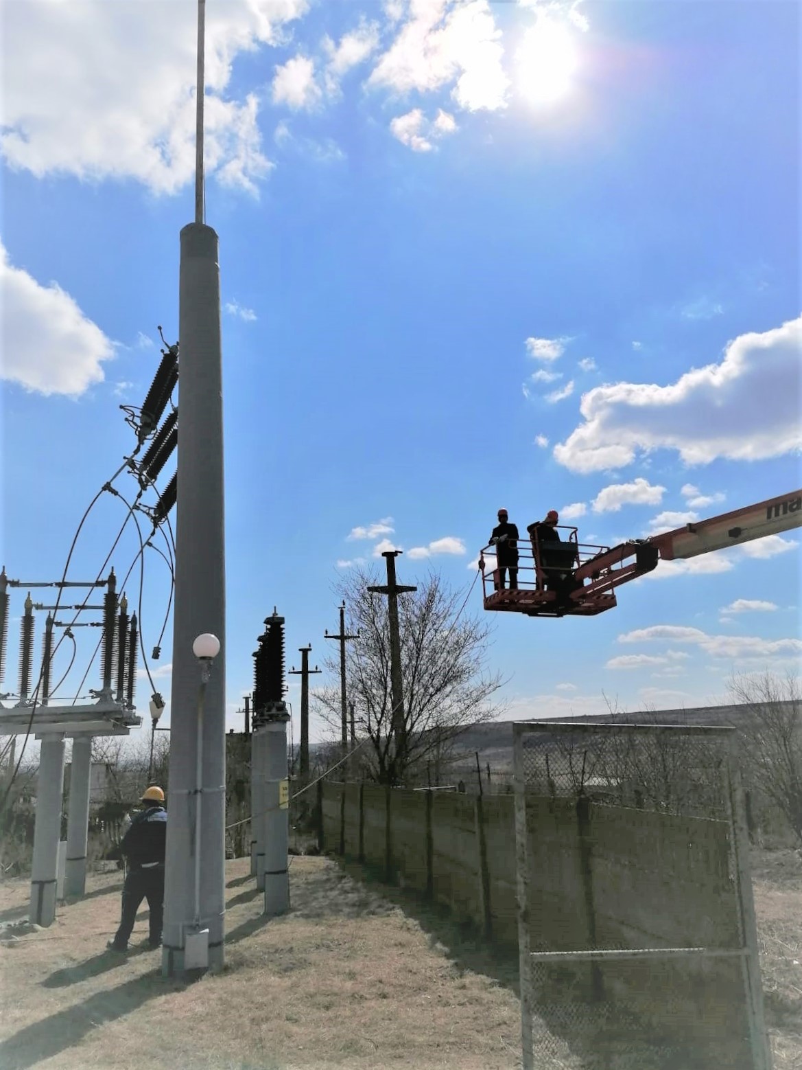 Cinci stații de transformare a energiei electrice din județul Valui au ...