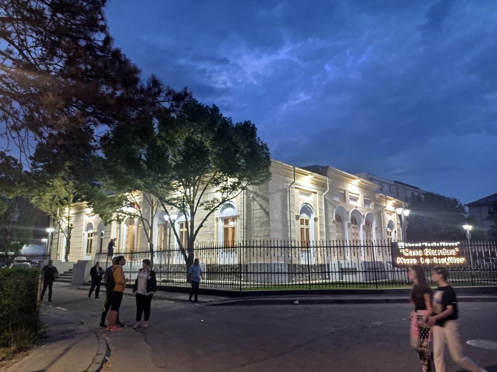 Casa Sturdza din Bârlad, aflată pe Lista Monumentelor Istorice, a fost ...